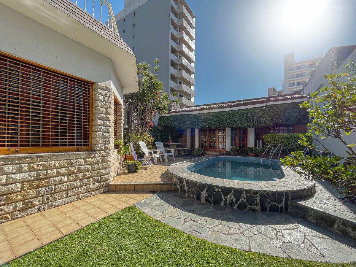 Casa de 4 dormitorios en venta en Montevideo 3470, Echesortu, Rosario | Vanzini Propiedades